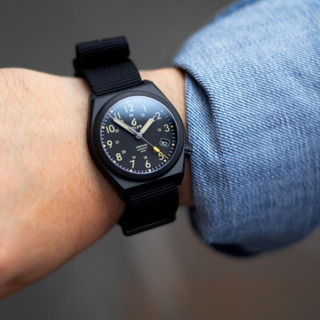 Boldr Venture Black Dawn Automatic Titanium - Corvus