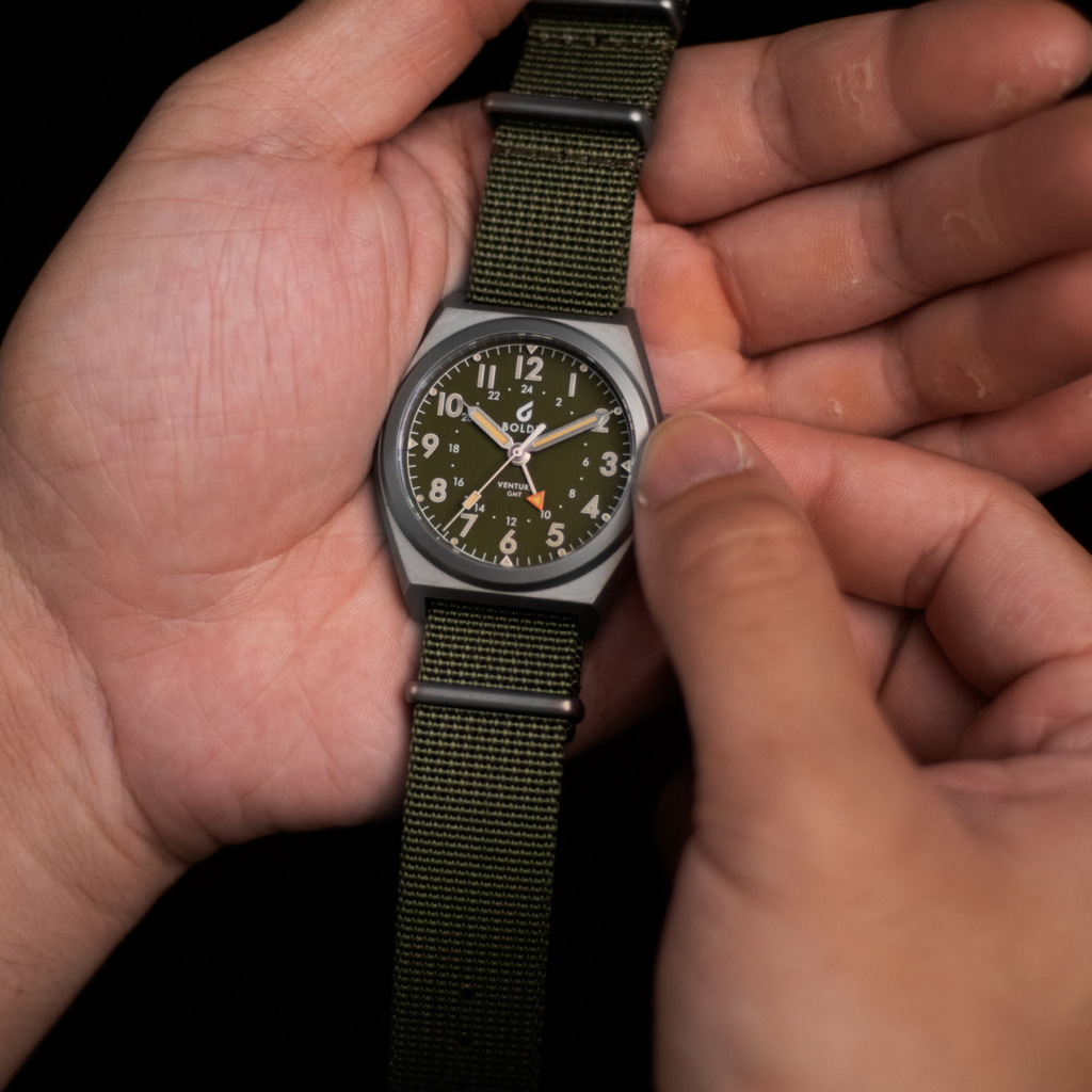 Boldr Venture GMT Green Titanium - Corvus