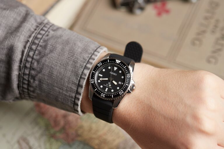 Seiko Prospex Solar Diver Street 1975 Series SNE573 - Corvus