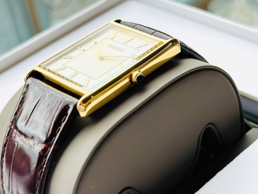 Seiko Square Classic Tank Gold Brown SWR064 - Corvus